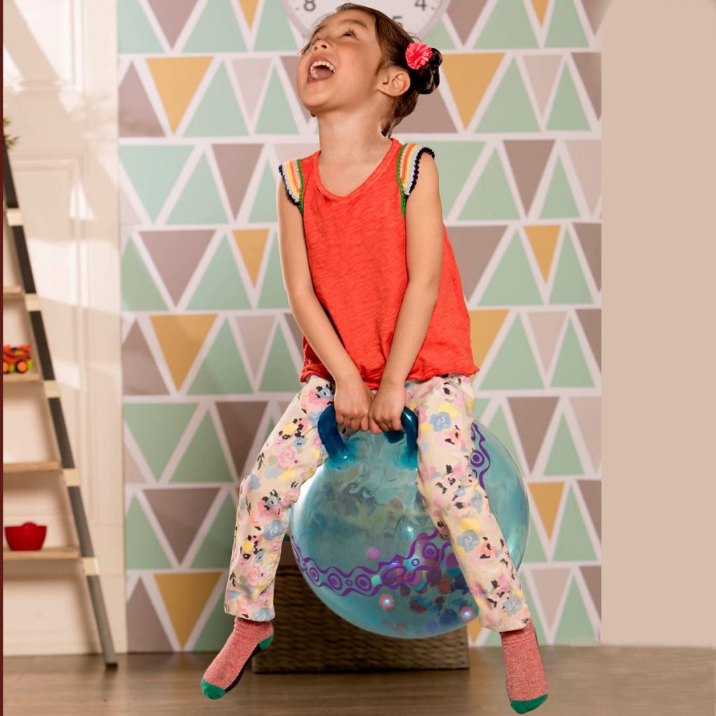 Hop n' Glow - Blue | Hopper Ball | B. toys